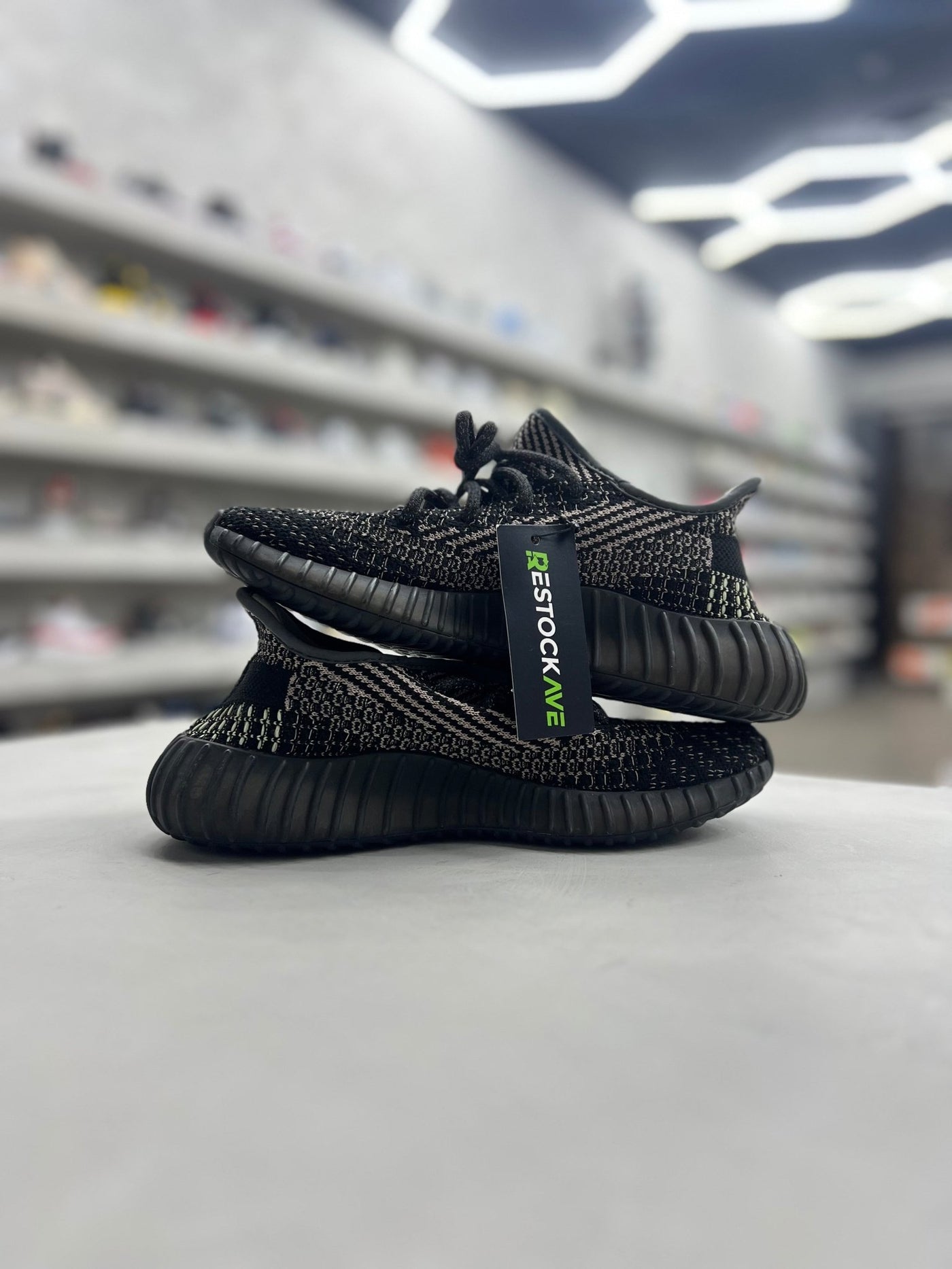 adidas Yeezy Boost 350 V2 Yecheil (Non-Reflective) Sz 6Y (PREOWNED)(no ...